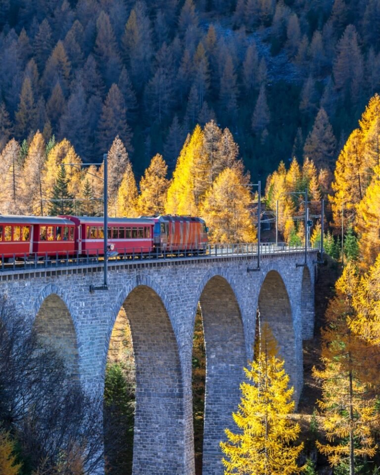 Guide to Bernina Express: Highlights, Facts & Tips 2025